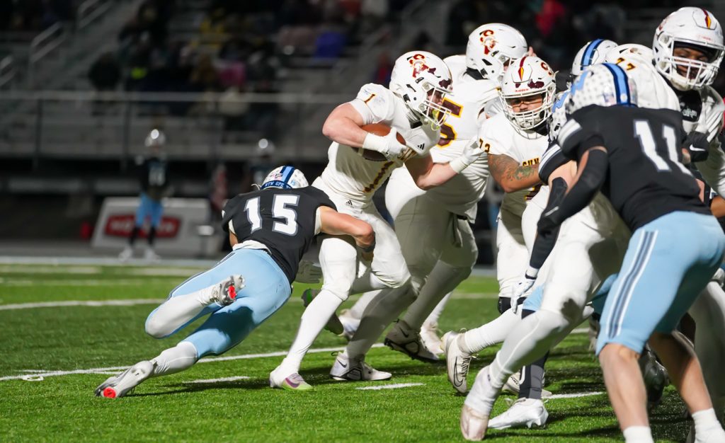 Watauga survives statistical adversity, winning 31-28 vs. powerful Sun ...
